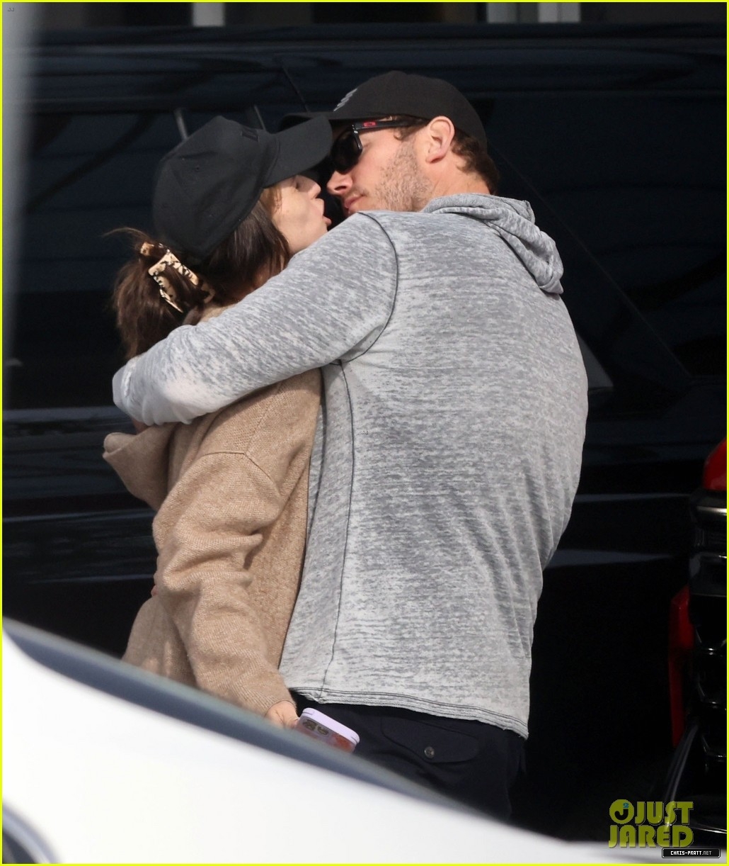 January 06 - Out in Los Angeles - 5 - Chris Pratt Fan | Your best ...