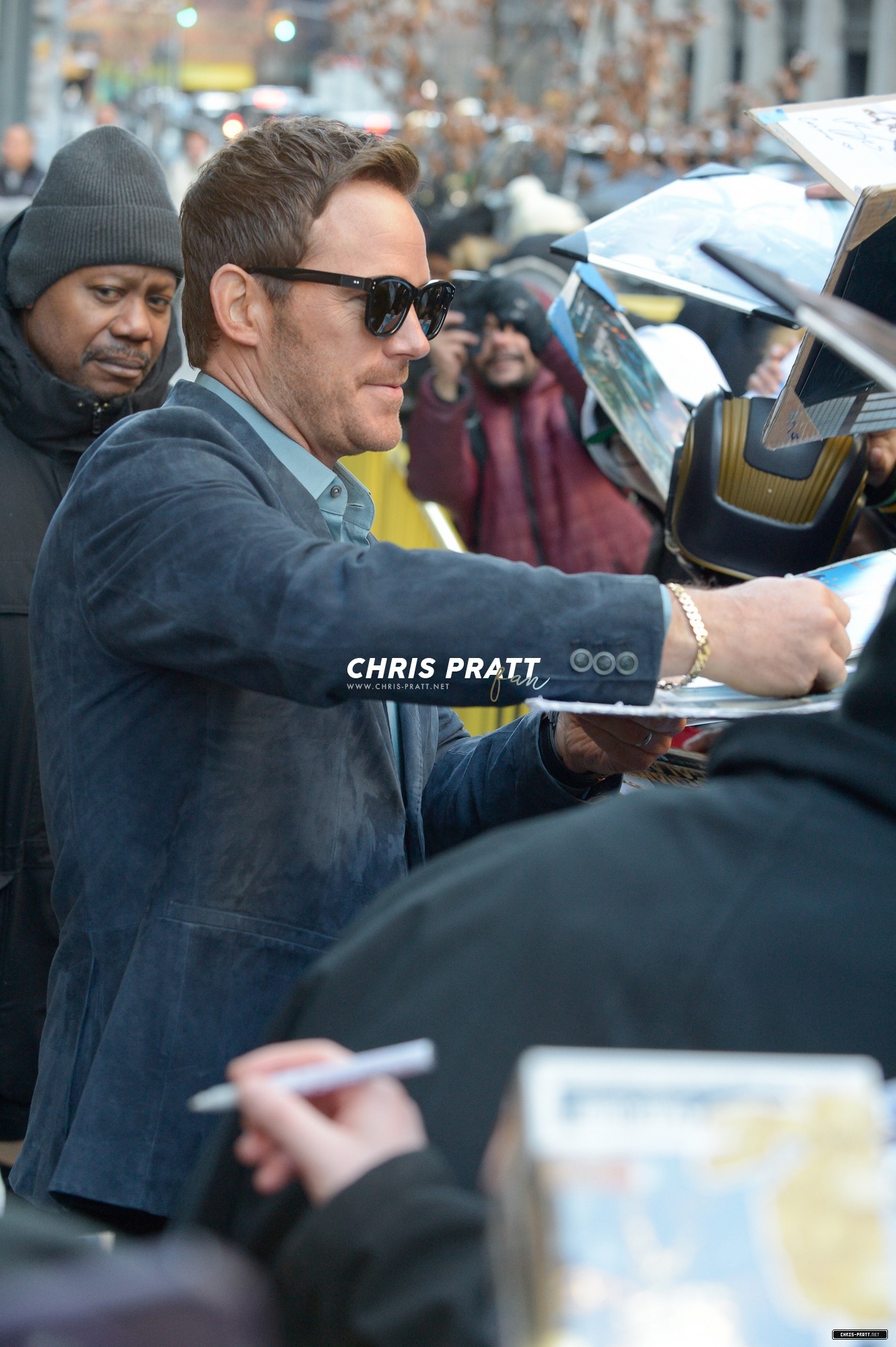 January 20 - Leaving "Good Morning America" - 04 - Chris Pratt Fan ...